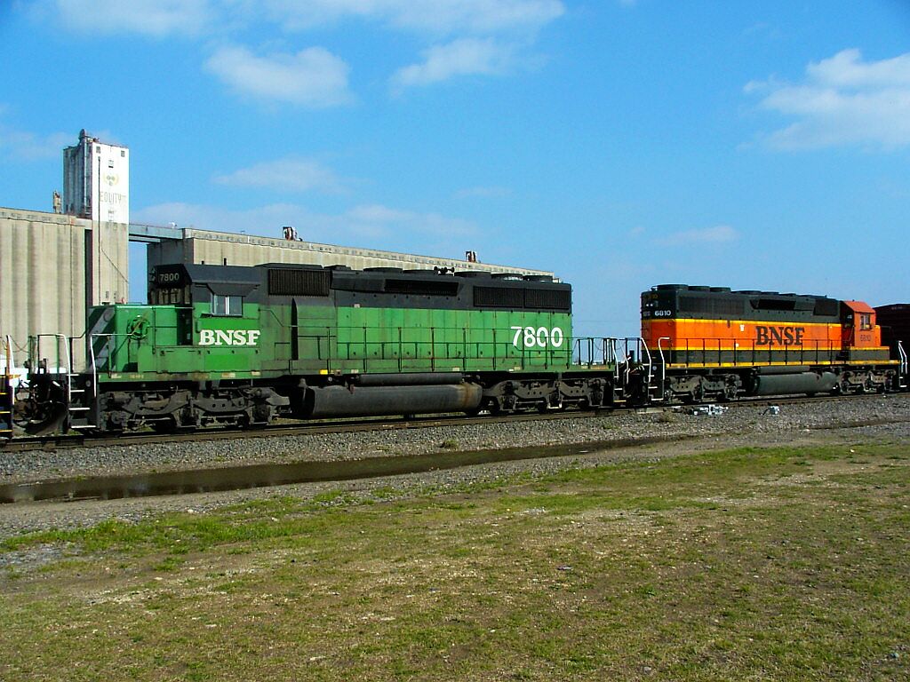 BNSF 7800